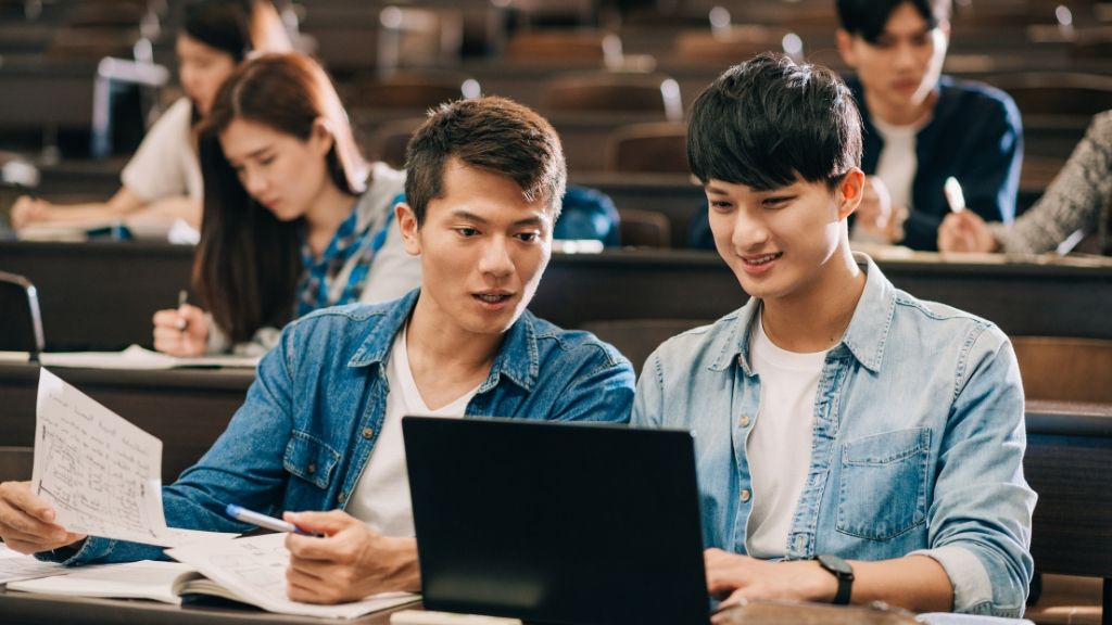 3 ways Singapore is trialling AI in education